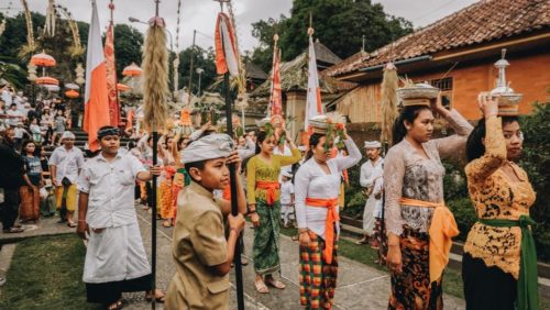 Culture of Malaysia: Traditional Malay Costume - Little Modernist